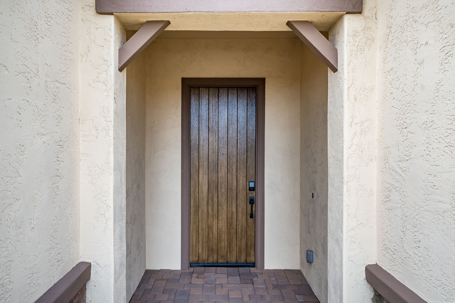 Exterior Doors - DSI